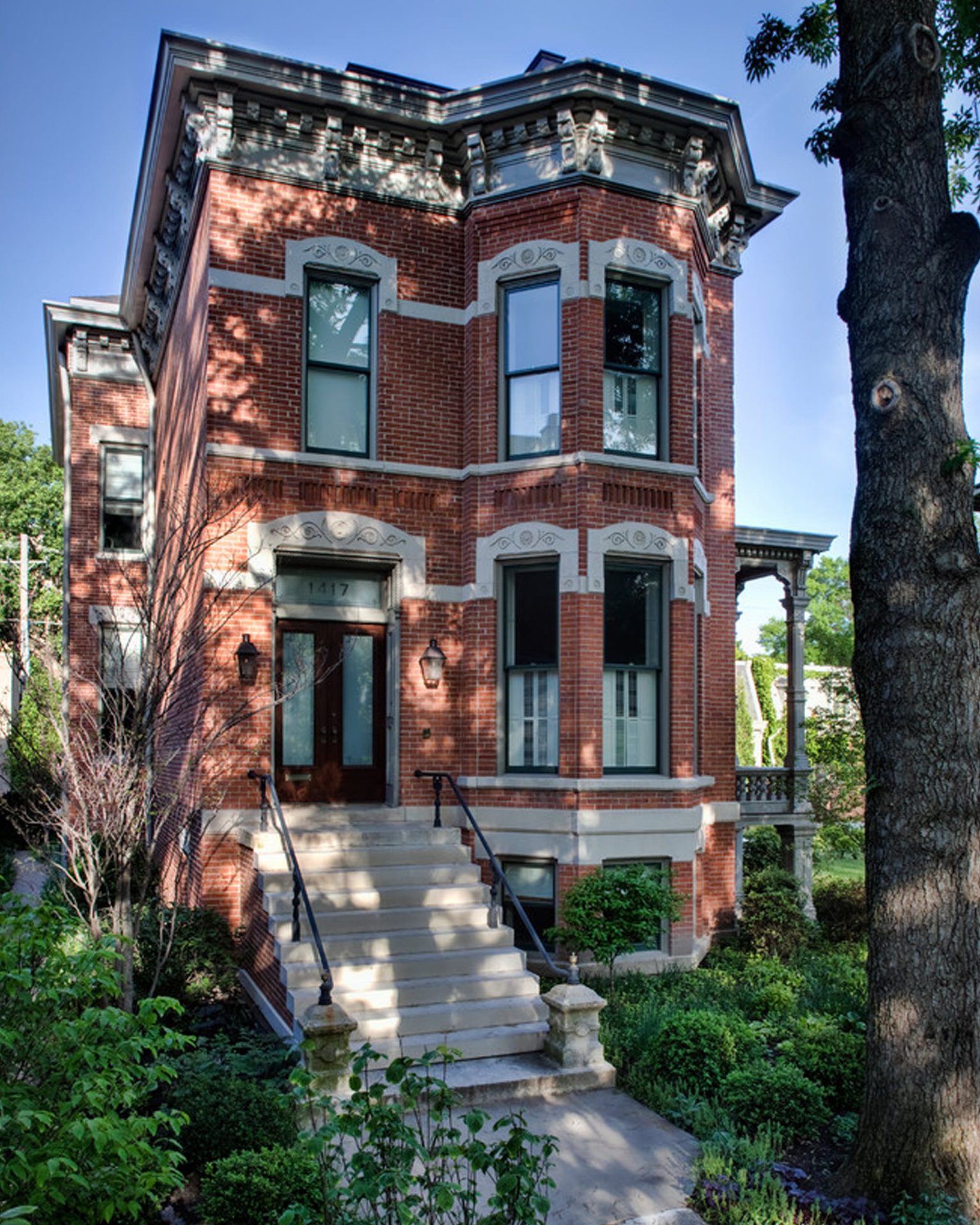 Uncover the Beauty of American Architecture Styles | COCOON